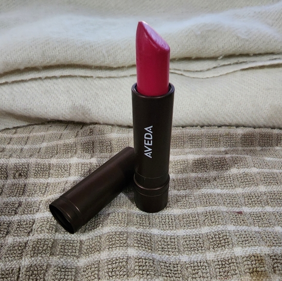AVEDA | Makeup | Nwob Aveda Lipstick Feed My Lips Nourishmint 2 Colors ...